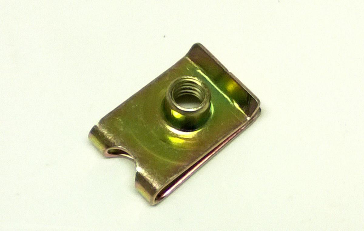 UNIVERSAL SPIRE SPEED MOUNT PANEL CLIPS M6 – SMXOFFROAD Ltd